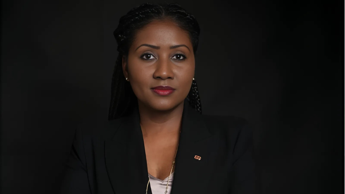 Alexandra Awadi : une dirigeante au cœur de la transformation bancaire ...